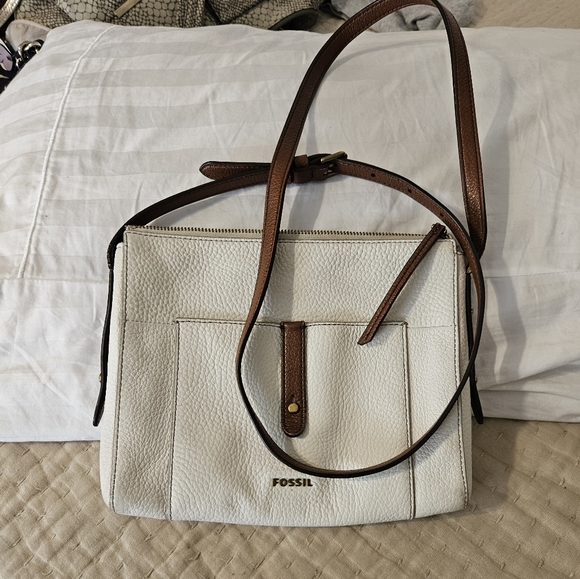 Fossil | Bags | Fossil Crossbody | Poshmark